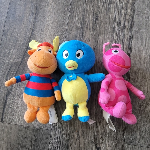Nickelodeon | Toys | Nickelodeon Backyardigans Plush Bundle | Poshmark